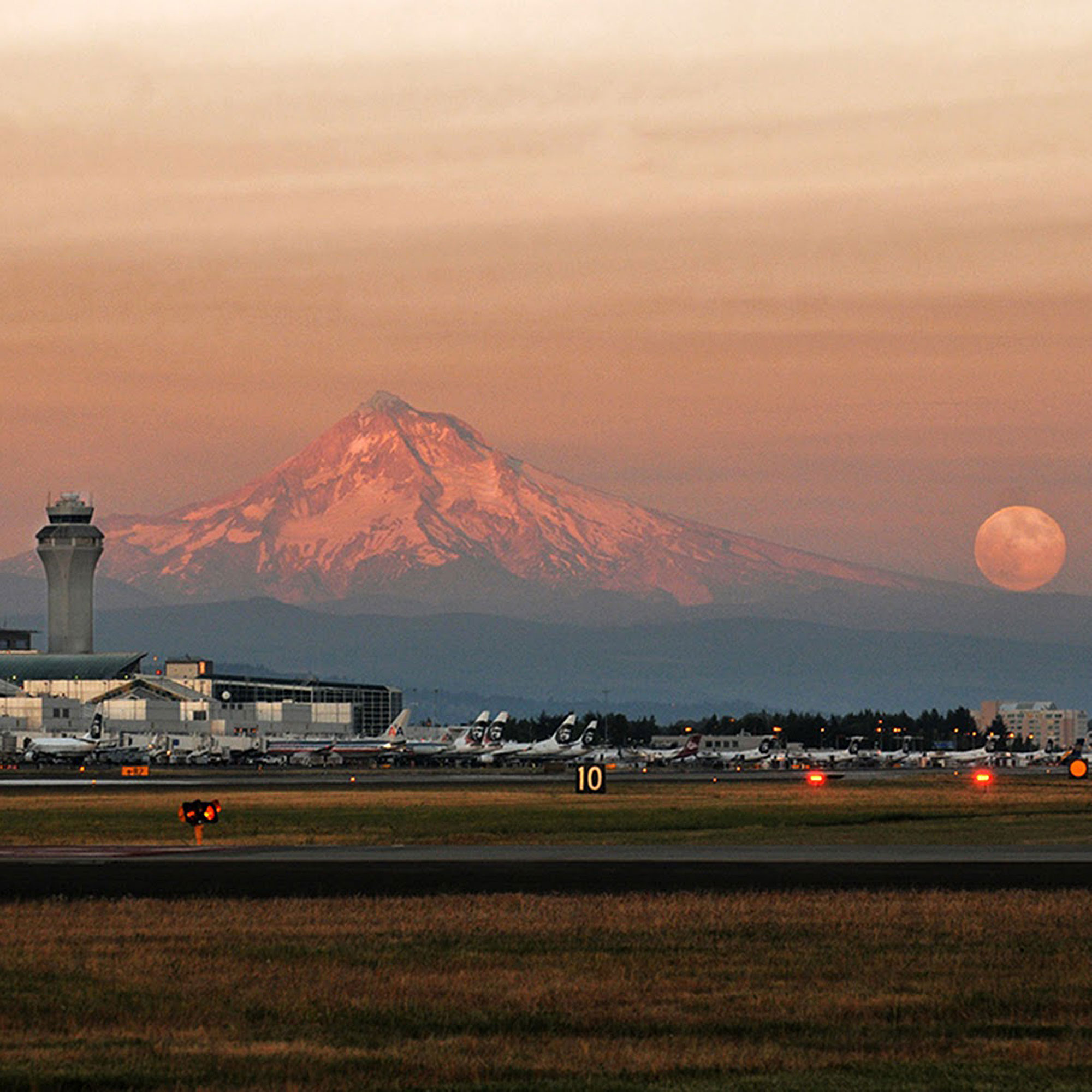PDX Airport Guide Sunset Magazine