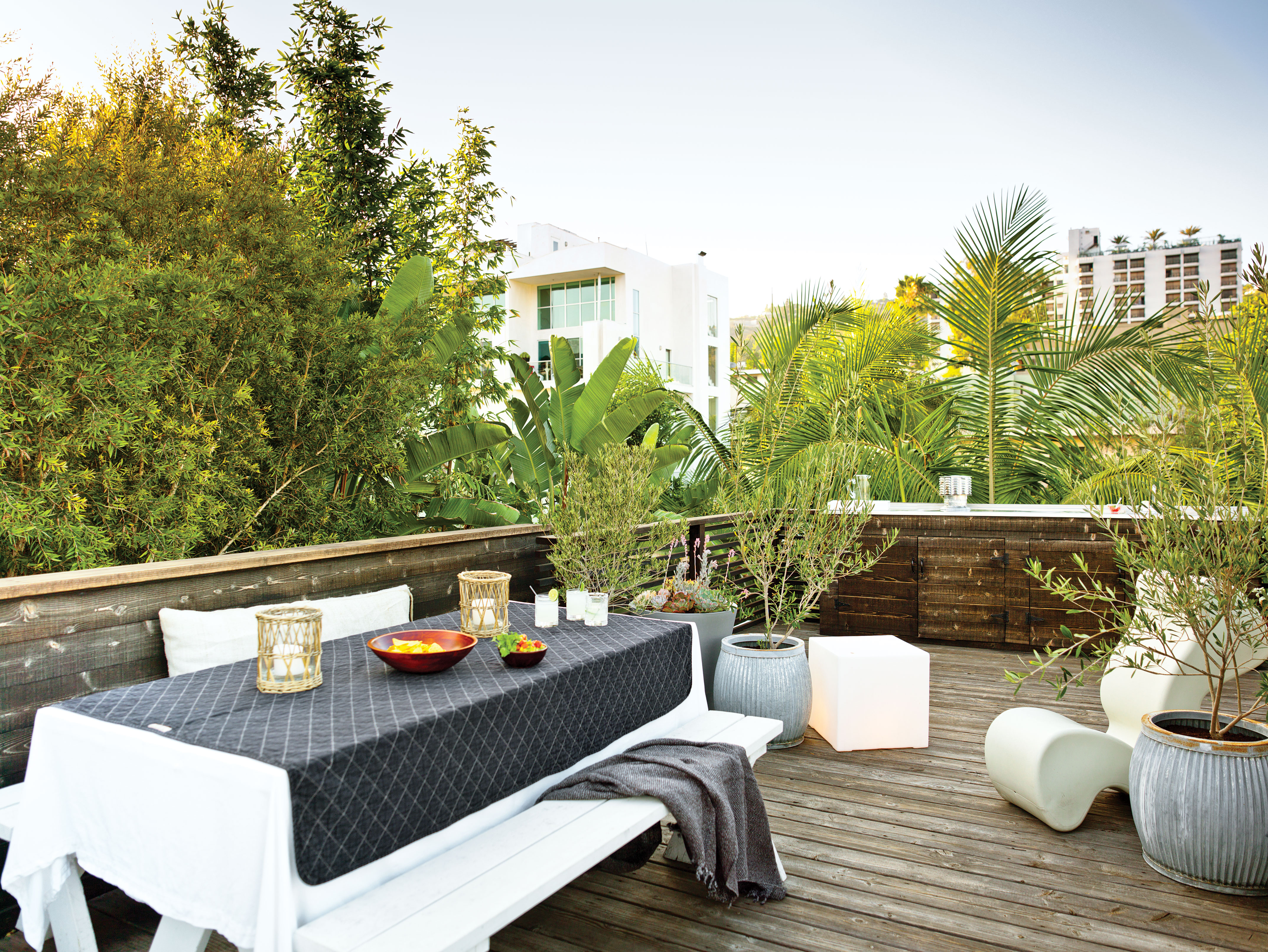 Ideas for Outdoor Dining Rooms - Sunset - Sunset Magazine
