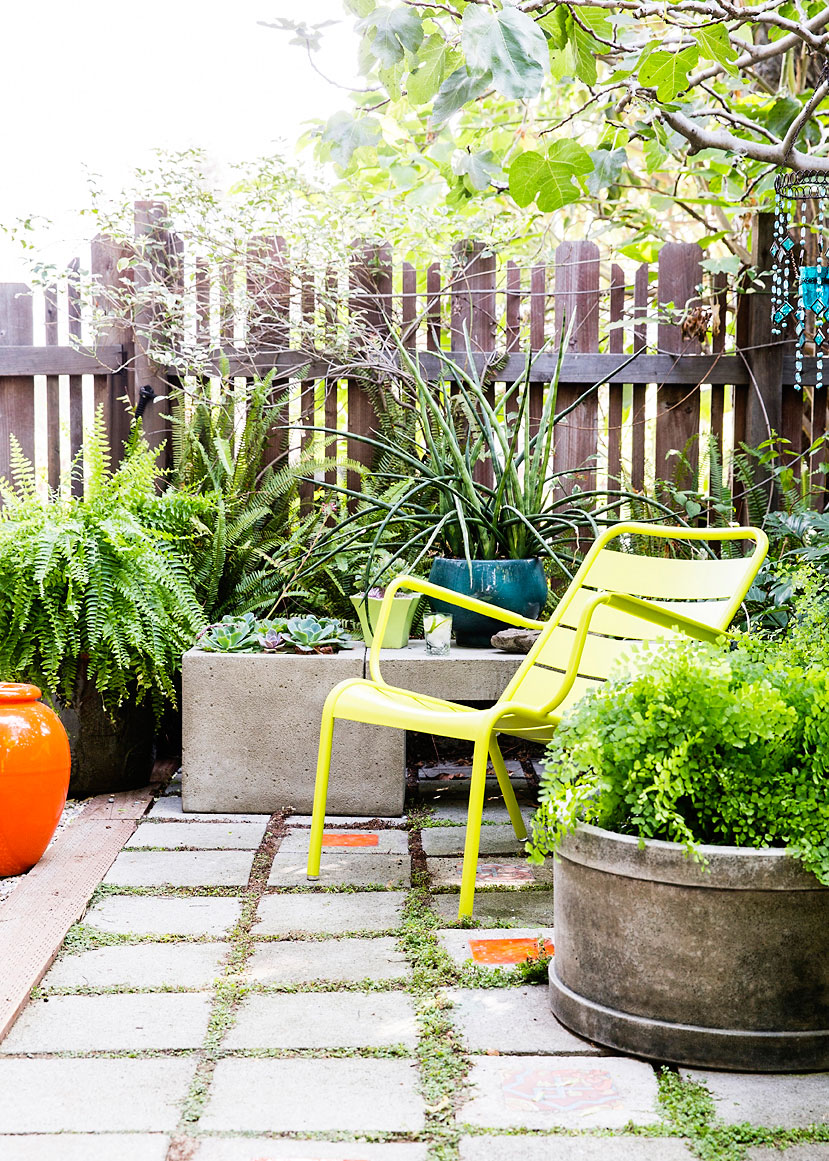 Get ideas for your own shady oasis from these stunning gardens that don ...