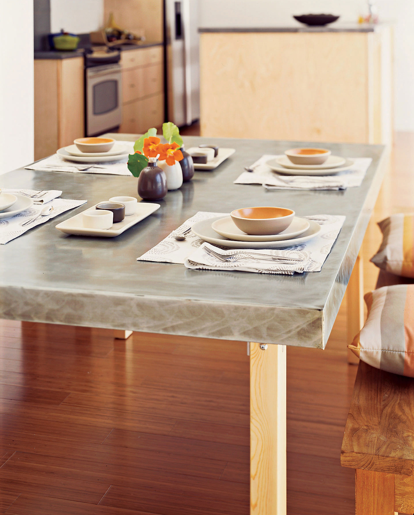 Sleek dining table - Sunset Magazine