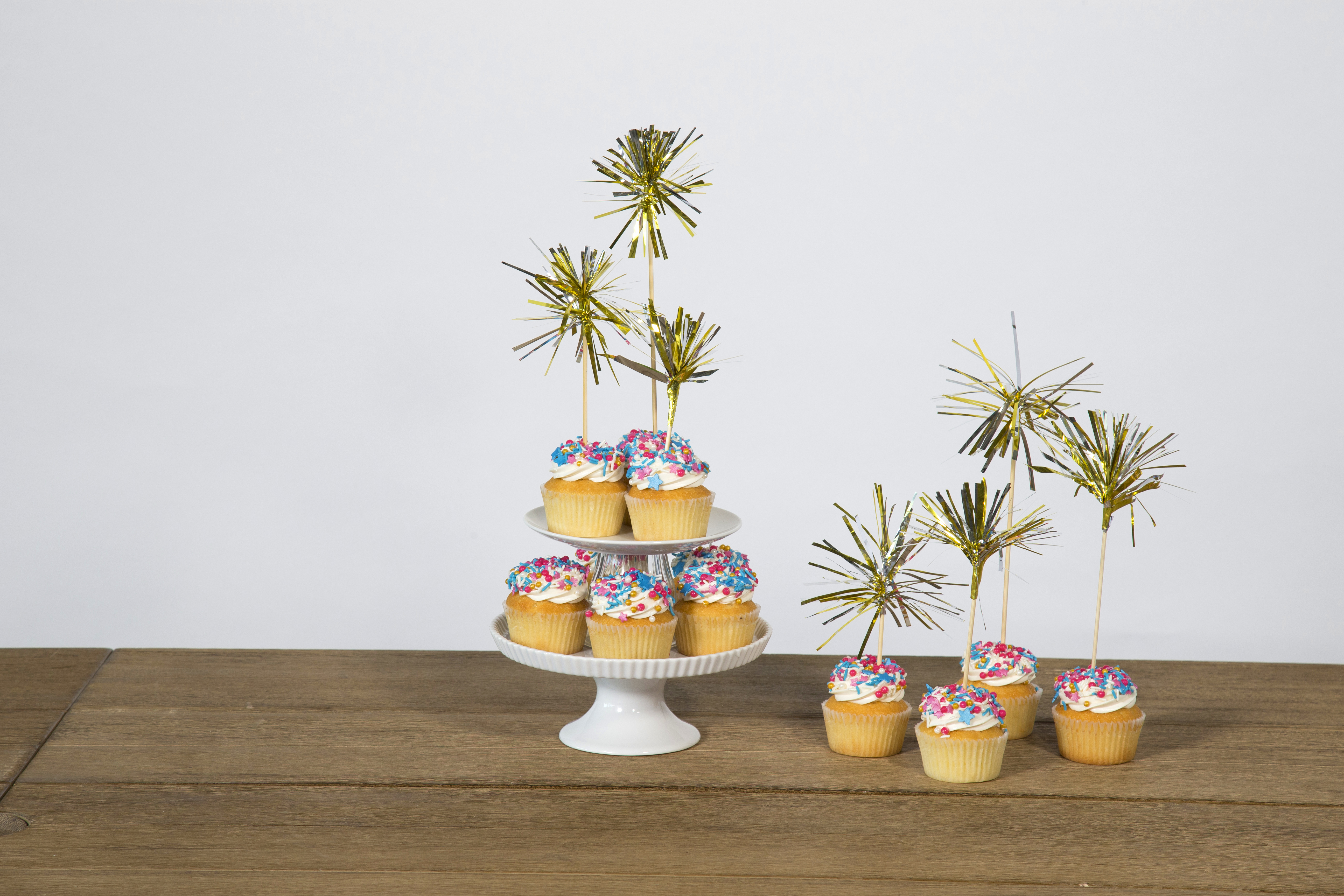 How to Make Sparkler Cupcake Toppers – Sunset Magazine