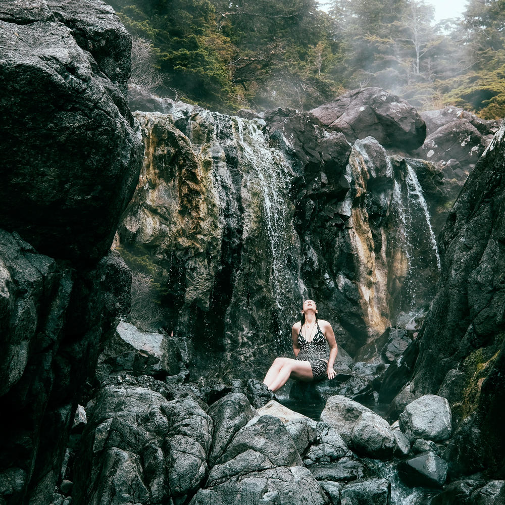 Top 5 Hot Springs Experiences in the West - Sunset Magazine