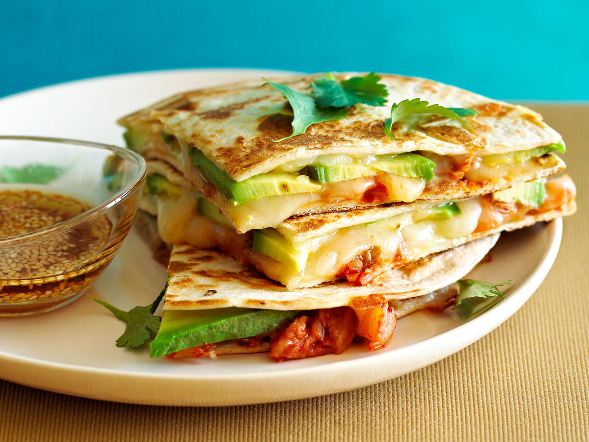 how to make avocado quesadilla