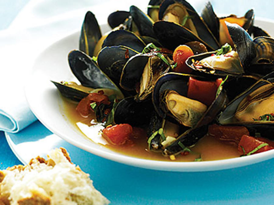 Orange and Basil Mussels Recipe - Sunset Magazine