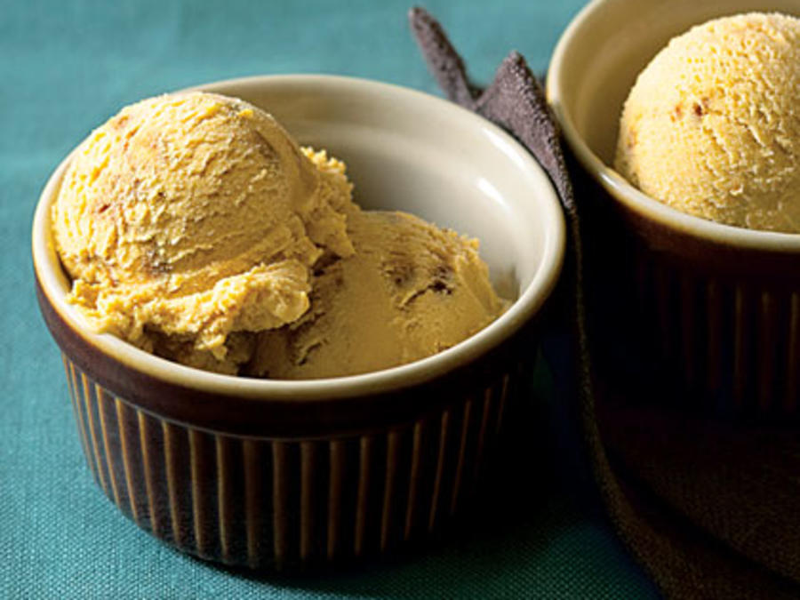 Pumpkin Gingersnap Ice Cream Recipe - Sunset Magazine