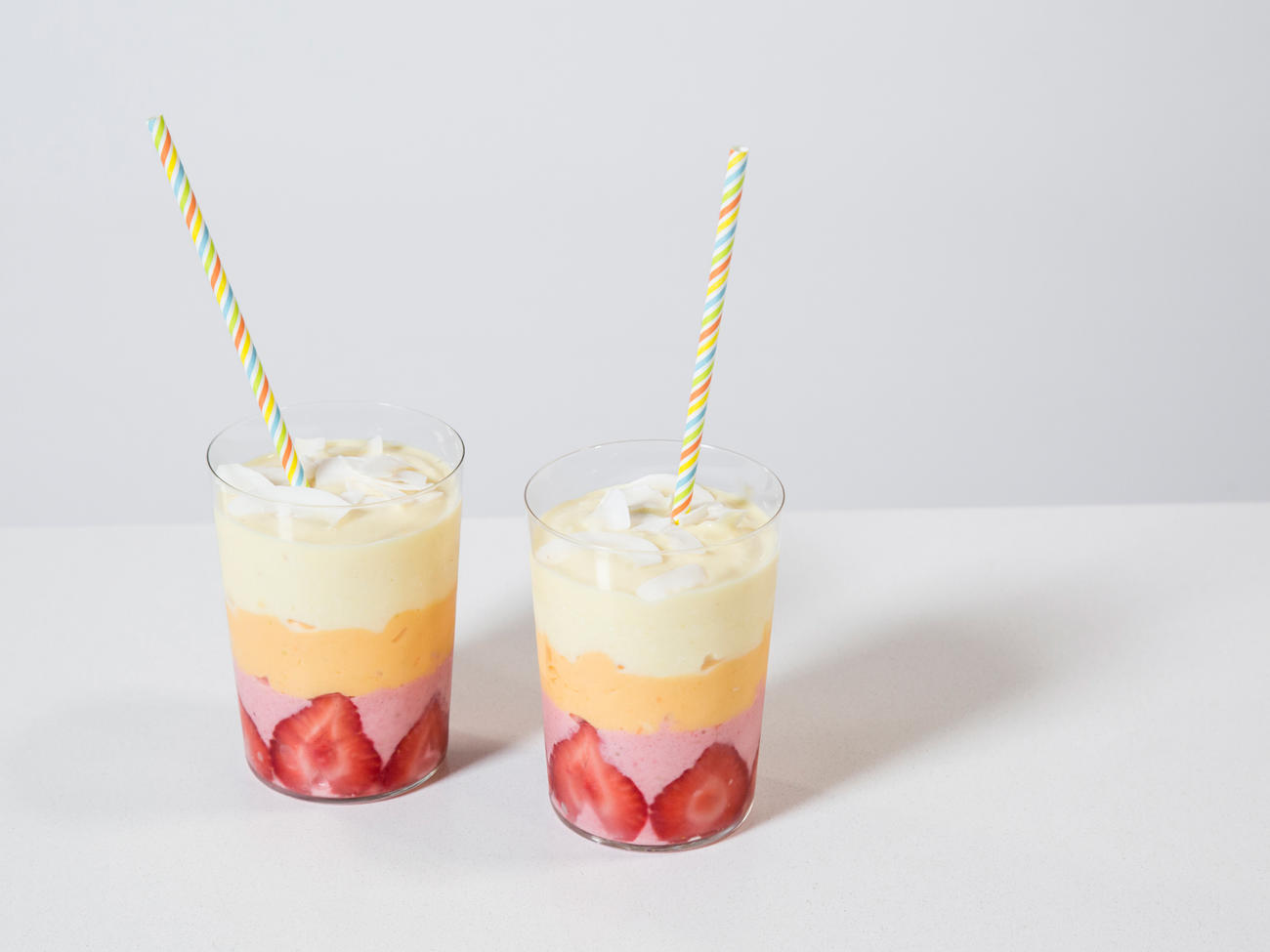 Recipe: The Layered Sunset Smoothie – Sunset Magazine