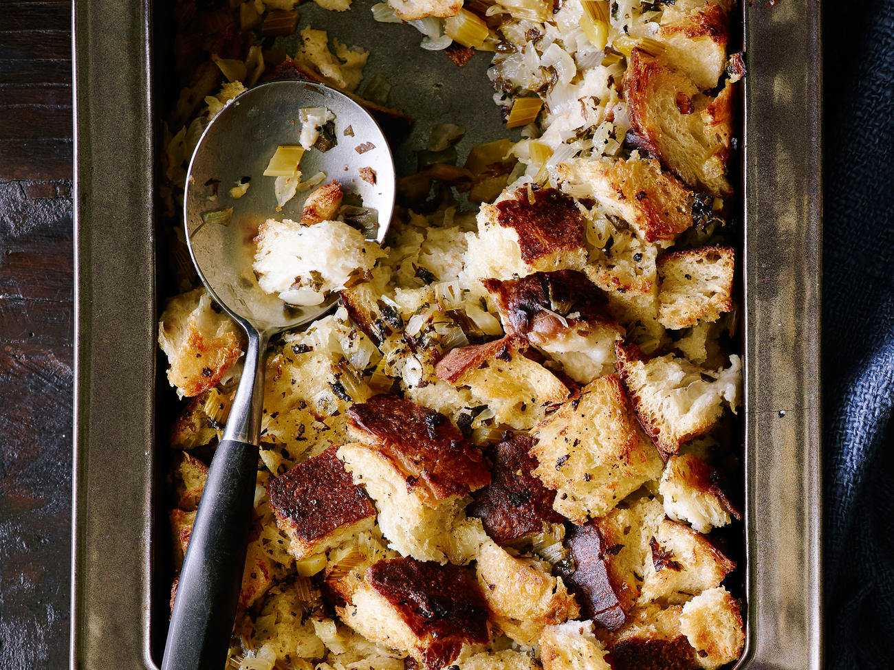 Crisp-Top Sourdough Stuffing Recipe – Sunset Magazine