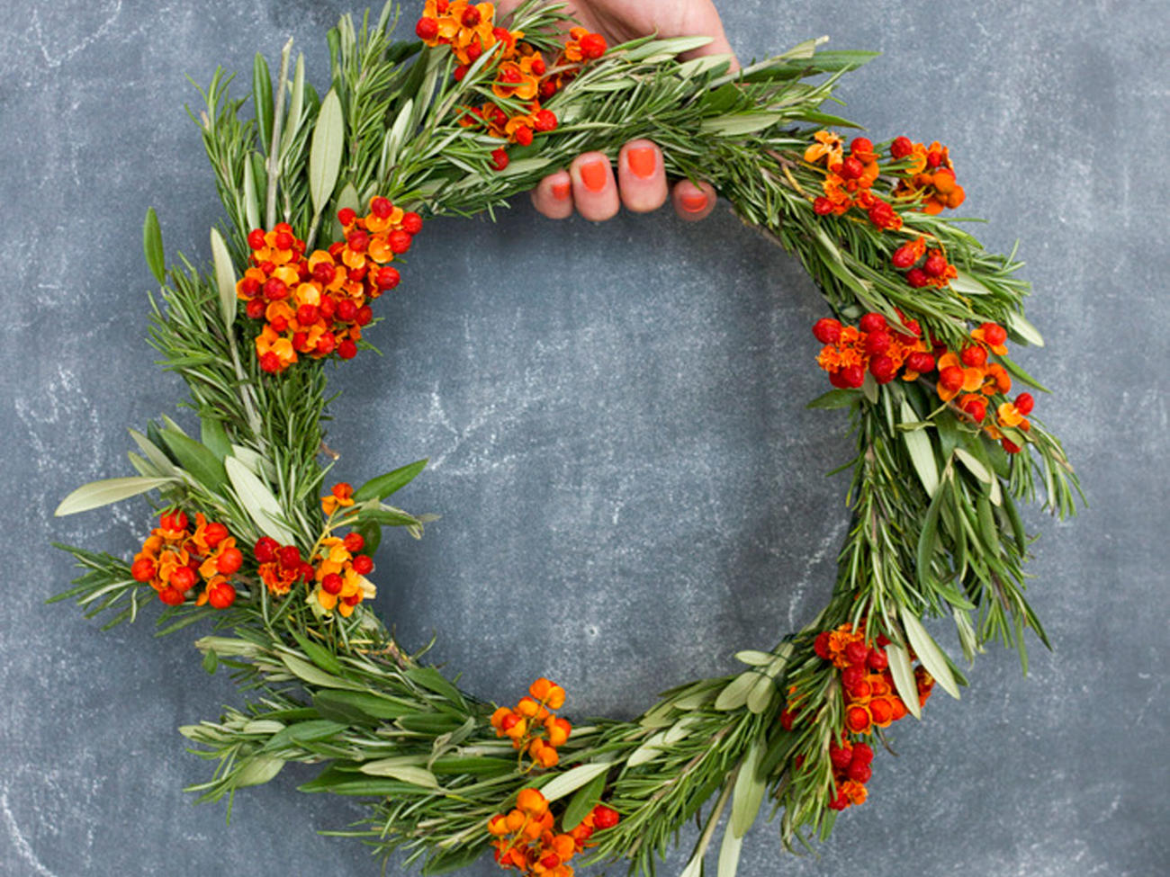 Step-by-Step DIY Wreath – Sunset Magazine