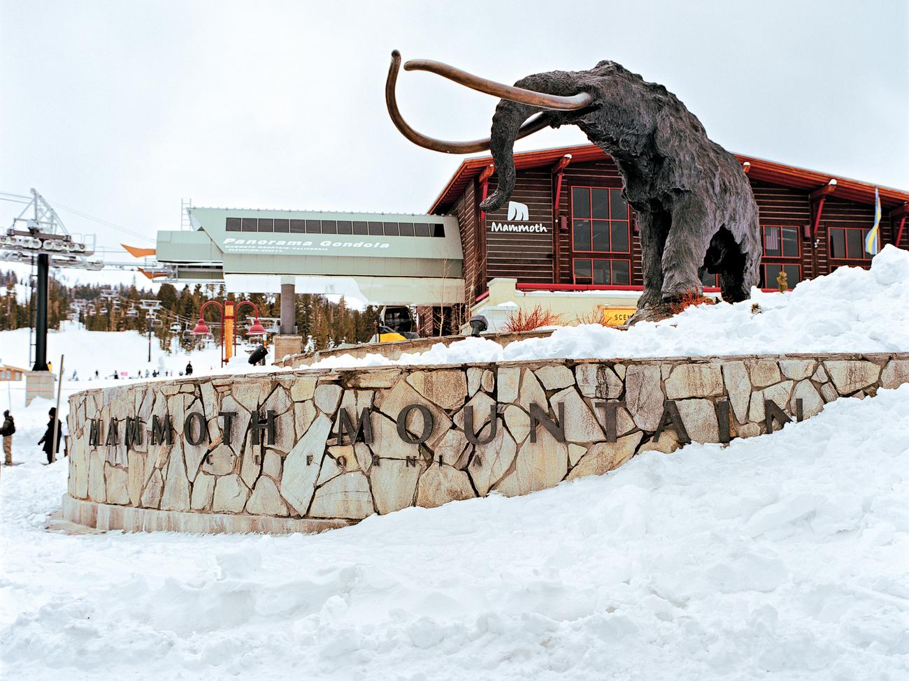 Mammoth Mountain Is the Ski Destination You Need to Visit This Winter ...