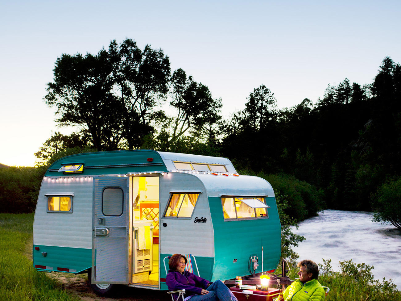 Stylish Trailer Home – Sunset Magazine