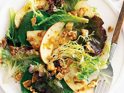 Fall Green Salad & Apples, Nuts, & Pain d'Ã‰pice Dressing Recipe - 0 ...