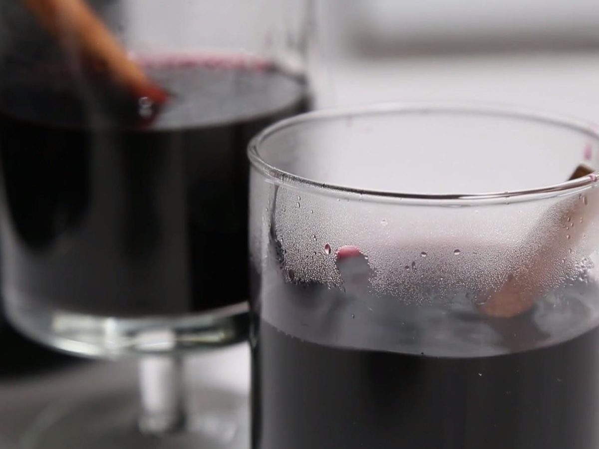 Perfect Mulled Wine Recipe for the Holidays - Sunset Magazine
